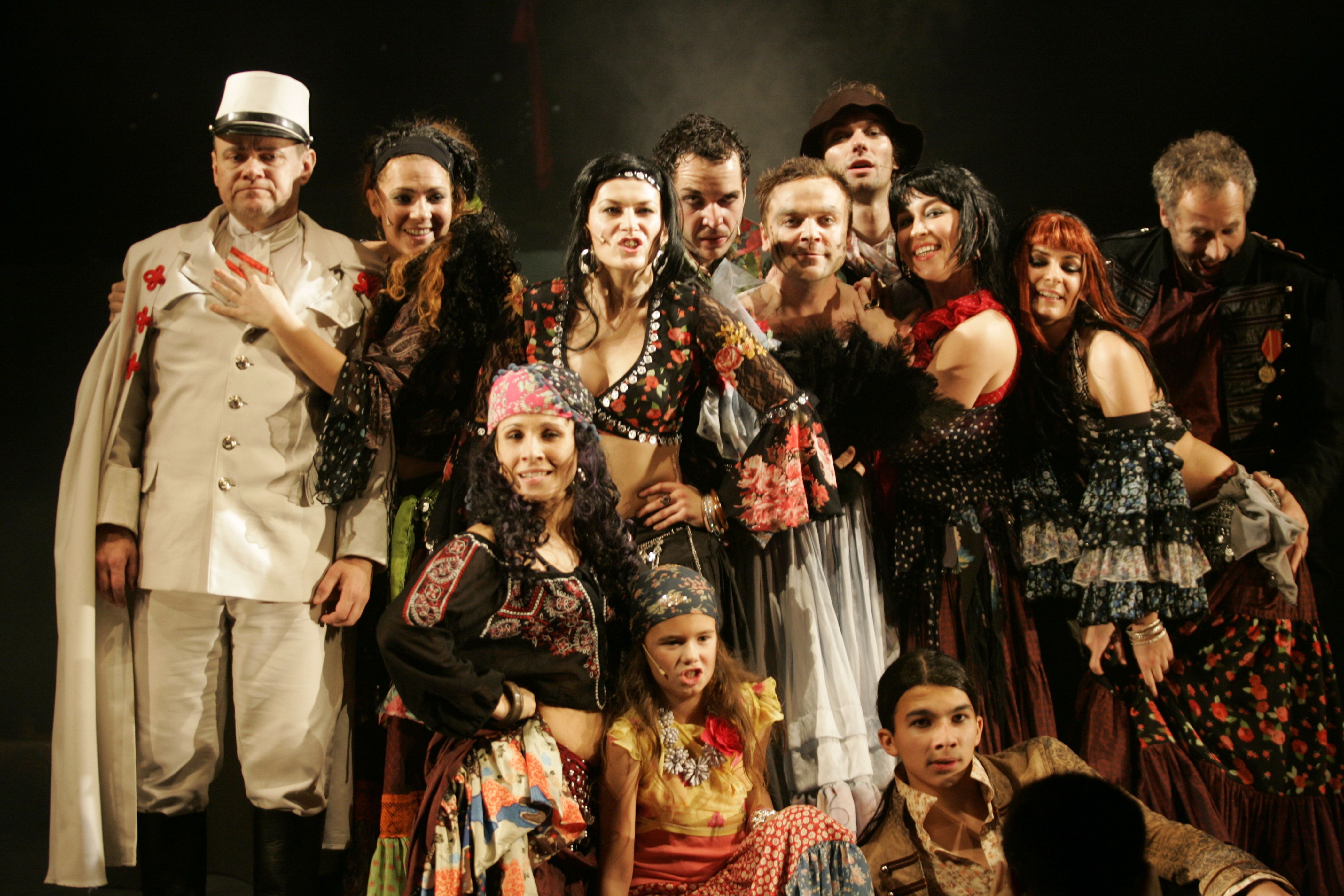 Cikáni jdou do nebe | Slovácké divadlo