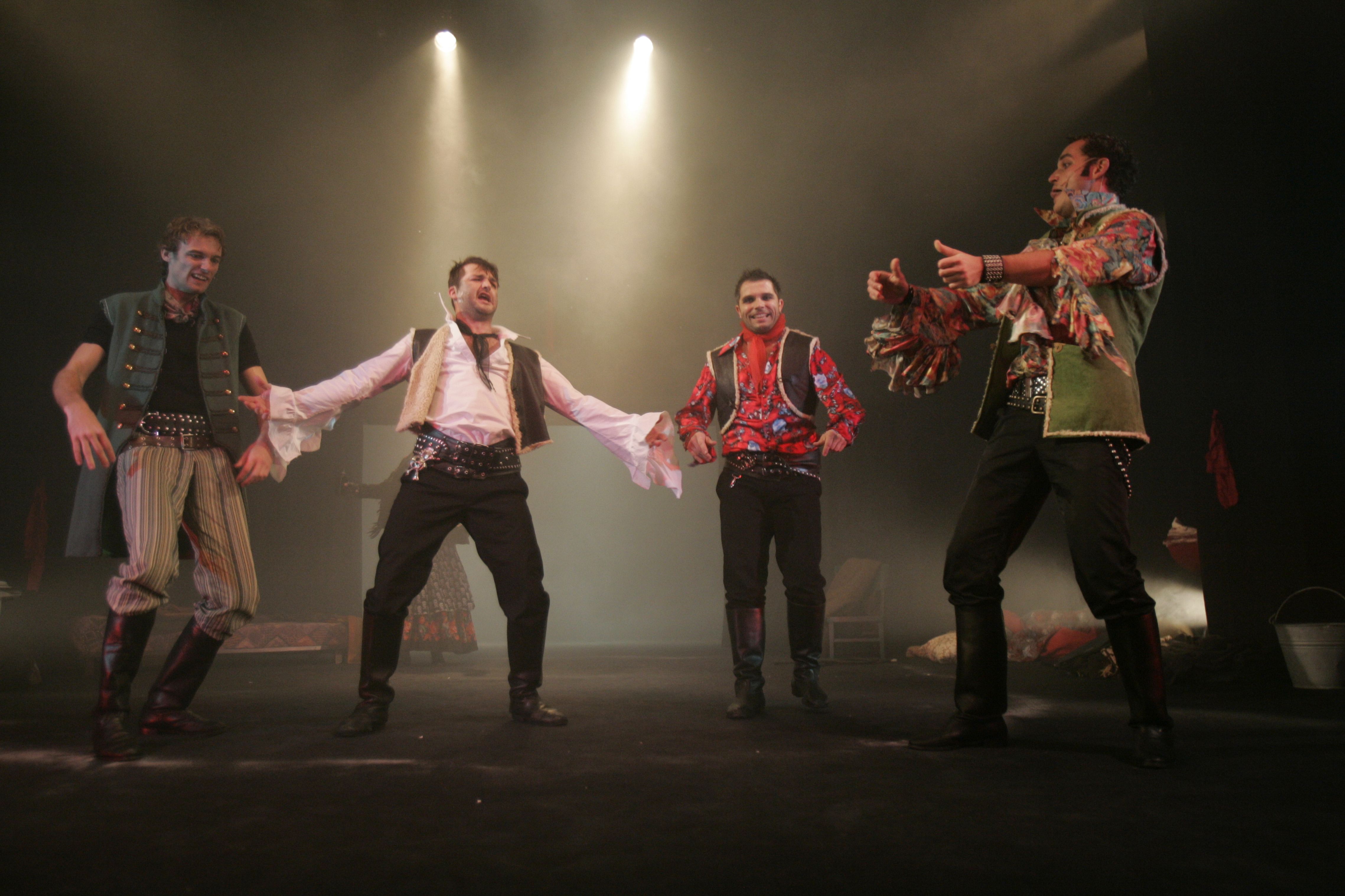 Cikáni jdou do nebe | Slovácké divadlo